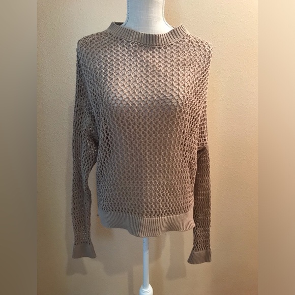 Beach Riot | Tops | Beach Riot Hilary Sweatshirt | Poshmark